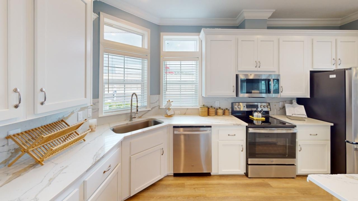 Marlin-2025-Kitchen 4 - Jacobsen Mobile Homes - Plant City